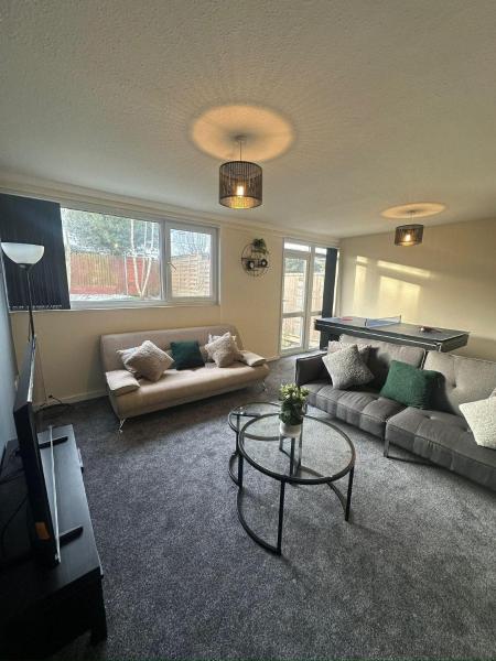 Sark Drive Serenity-cosy 3br House In Birmingham - Guernesey