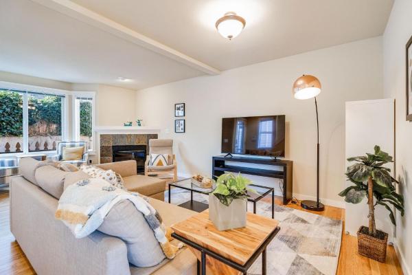 Perch - Florentia Residence - Bainbridge Island, WA