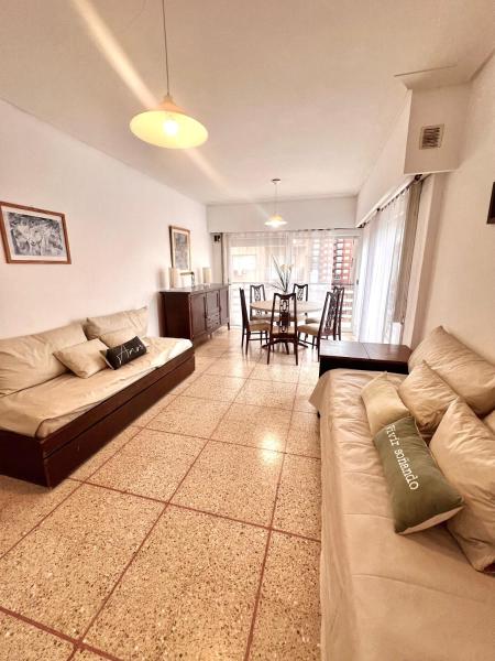 Departamento 2 Ambientes Frente Al Mar En Miramar - Miramar