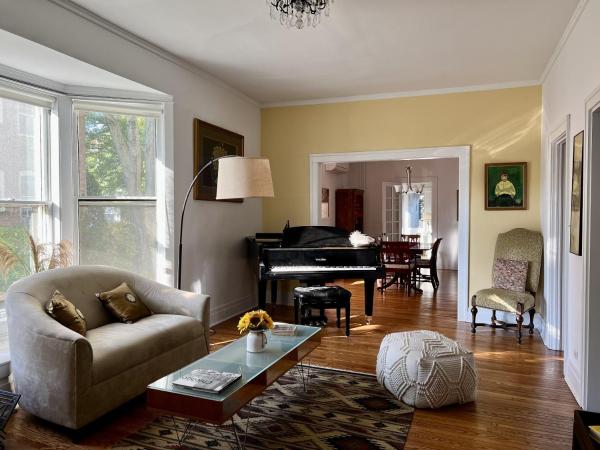 Historic Oakpark Home - Elmhurst, IL