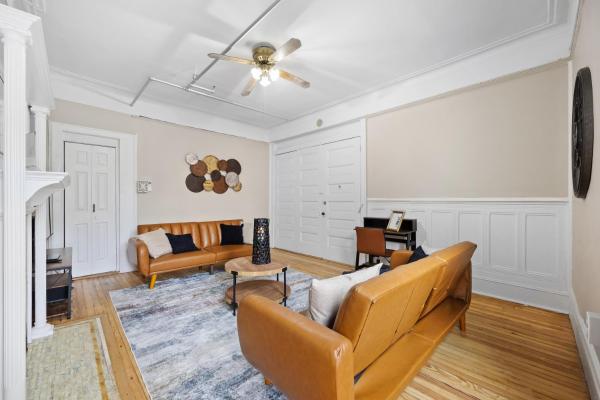 Artful 3 Bdr And Private Patio Near Subway And Stadium At "Vintage Luxe" - Edgewater, NJ