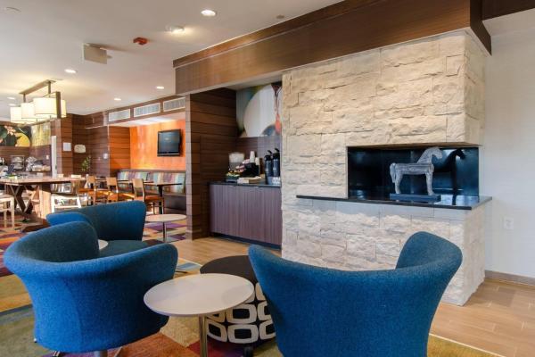 Fairfield Inn And Suites By Marriott Potomac Mills Woodbridge - Woodbridge, VA