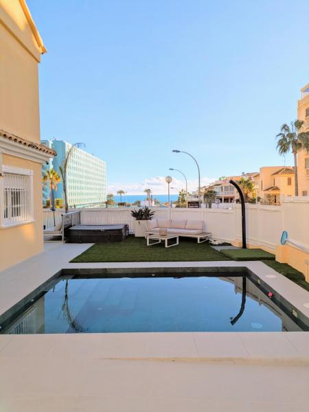 Spacious Villa With Private Pool And Beach Views - Rojales