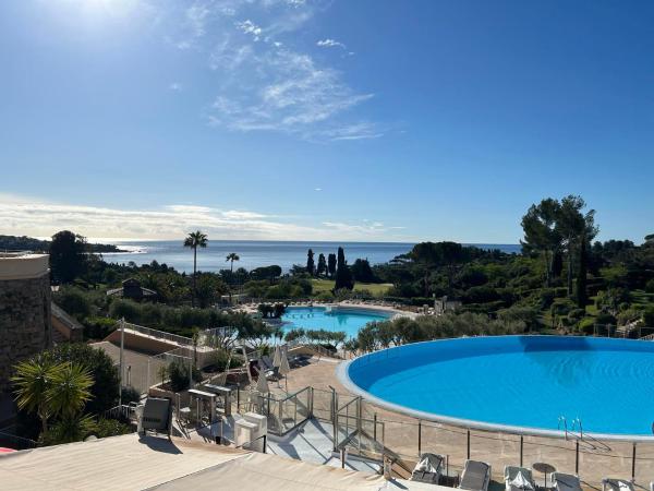 Appartement 4 Personnes Cap Estérel Centre Du Village - Agay