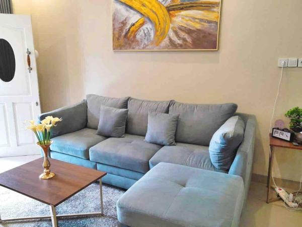 Home Villa Minimalist 5 Minute From Toll Gate - Indonesia