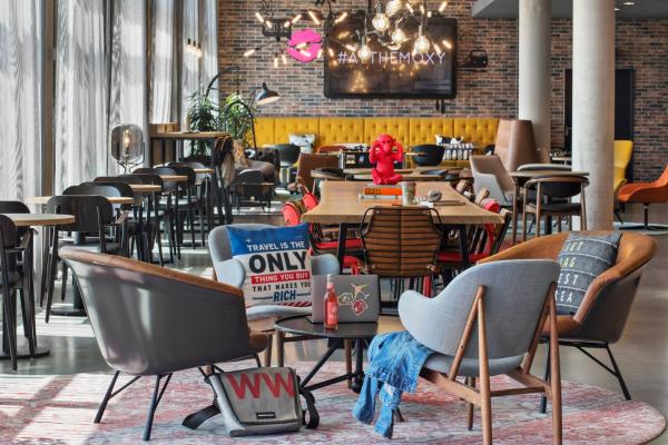 Moxy Frankfurt Airport Kelsterbach - Eschborn
