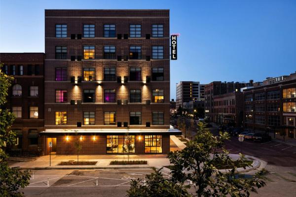 Moxy Omaha Downtown - Omaha, NE