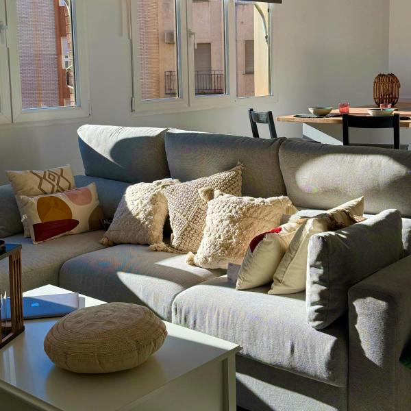 Jardinillos - Apartamento Céntrico Y Moderno Con Opción Parking - Jaén, España