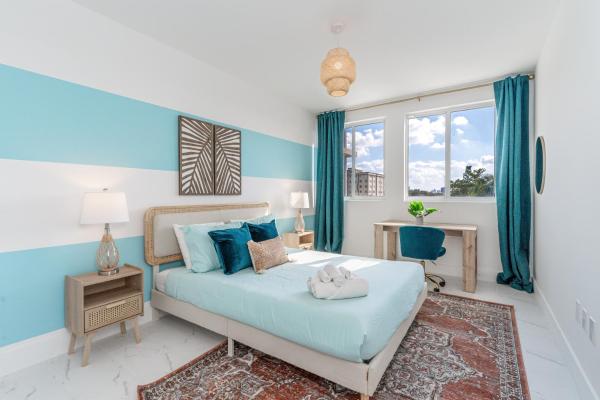 Stylish 1-bedroom Apartment With Pool, Gym, Free Parking, Rooftop And Balcony - 5 Min To Hollywood Beach! - 10 Min To Fll Airport - Hollywood, FL