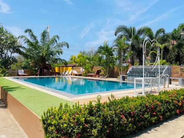 แสงหิรัญ บีช รีสอร์ท - Sam Roi Yot