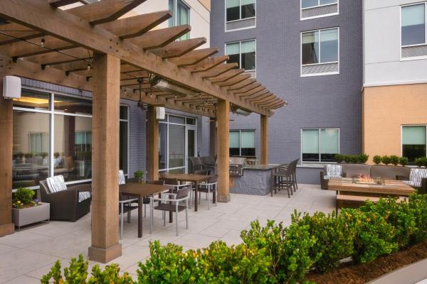 Towneplace Suites By Marriott Louisville Northeast - Louisville, KY