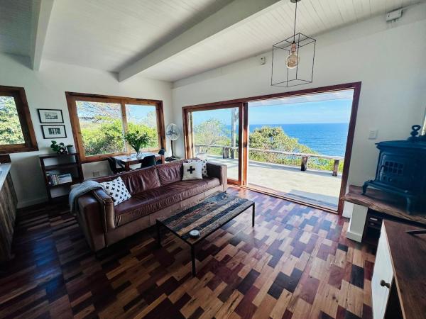 The Chaplin Cottage - Victoria Bay