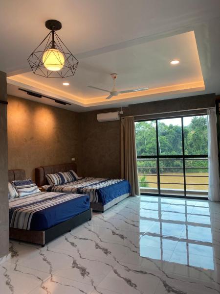 Lipis Riverfront Resort - Pahang