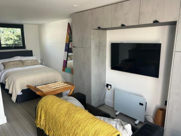 The Cabin - Chichester