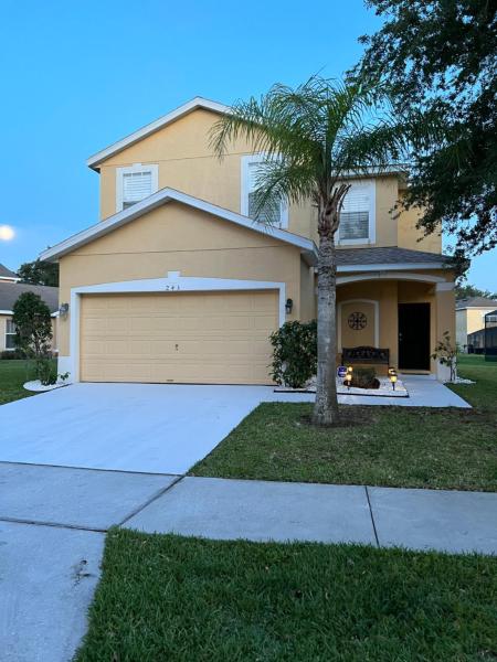 Cozy Villa With South Facing Pool - Haines City, FL