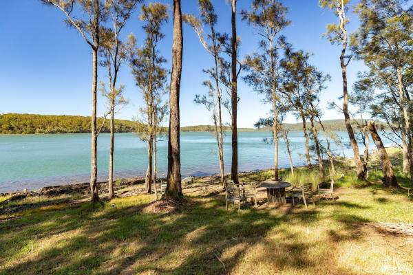 Billie's On Smiths - Smiths Lake