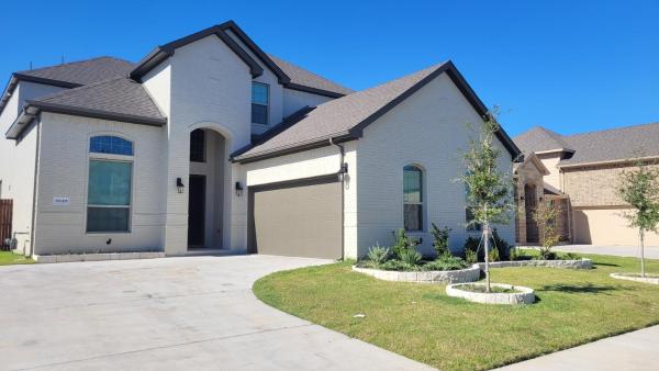 Beautiful Modern & Luxury House - Midlothian, TX