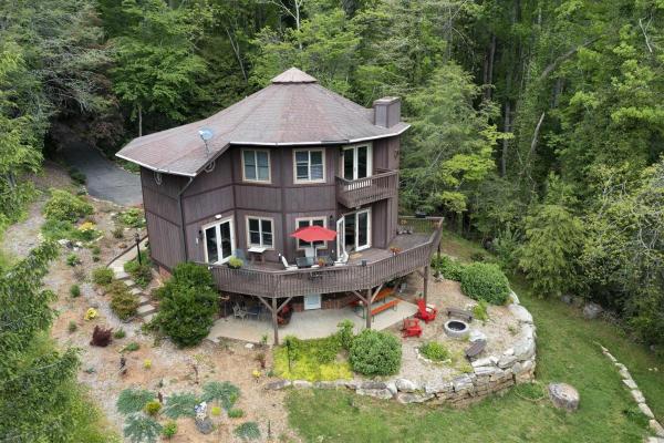 Rock Bridge Villa - Brevard, NC