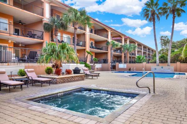 Brass Rail Condo 204 - Tybee Island, GA