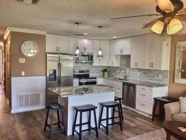 9 B, One Bedroom Condo - Miramar Beach, FL