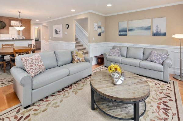 Perch - Cozy Ensuites - Seattle, WA