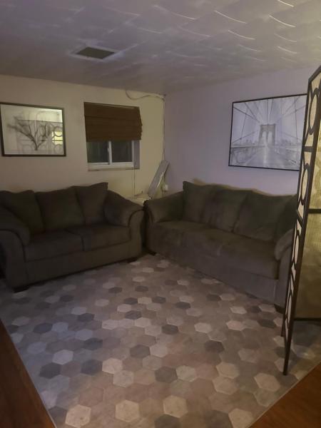 Your Home Away From Home ! - Bronx, NY
