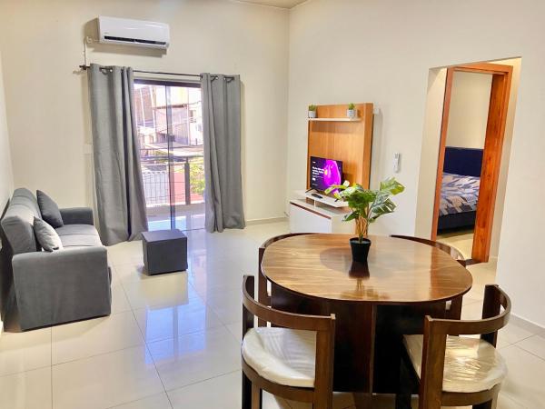 Departamento Cerca De Todo En Cde - Paraguay