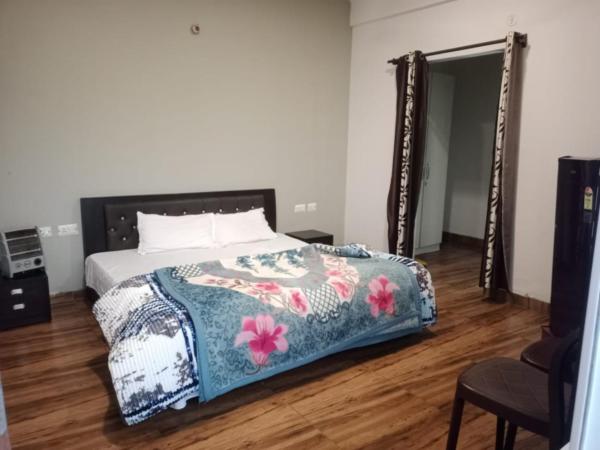 Nainigreen Valley Kainchidham Luxurious Homestay - Bhowali