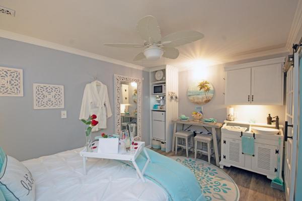 Flip Flop Suite Retreat - Emerald Isle, NC