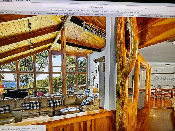 The Pine Lodge - Belfast, ME