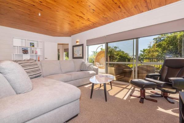 Kawaha Point Gem - Rotorua