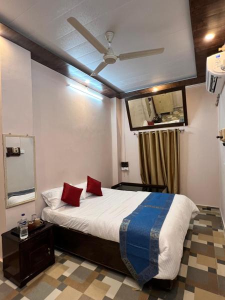 The Krishna Palace - Varanasi