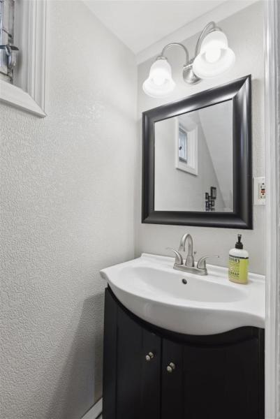 1 Bedroom Apartment With A Private Yard And Beach Access - Wildwood Crest, NJ