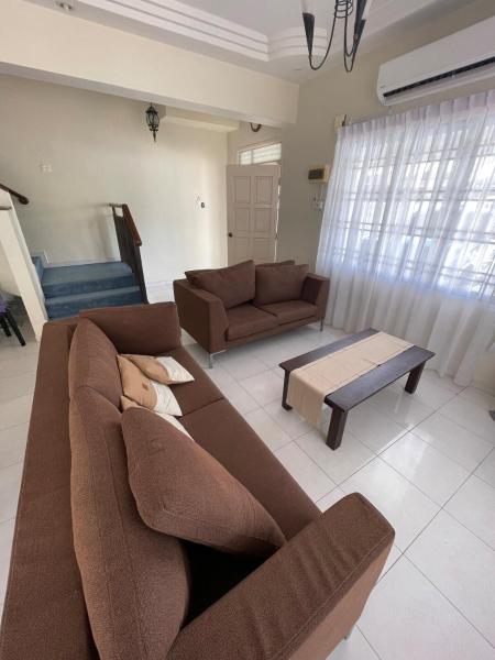 S75 Corner Spacious Near Austin Helixuan Yijia Long Sing Restaurant - Johor Bahru