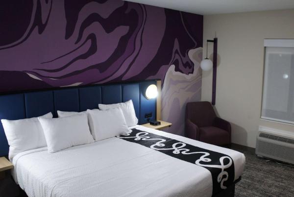 La Quinta Inn & Suites By Wyndham Memphis East - Memphis, TN