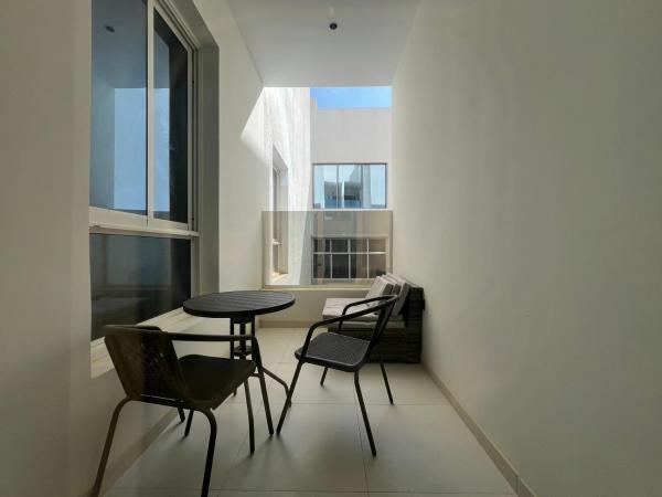 Studio With Balcony At Al-malqa - Riyadh