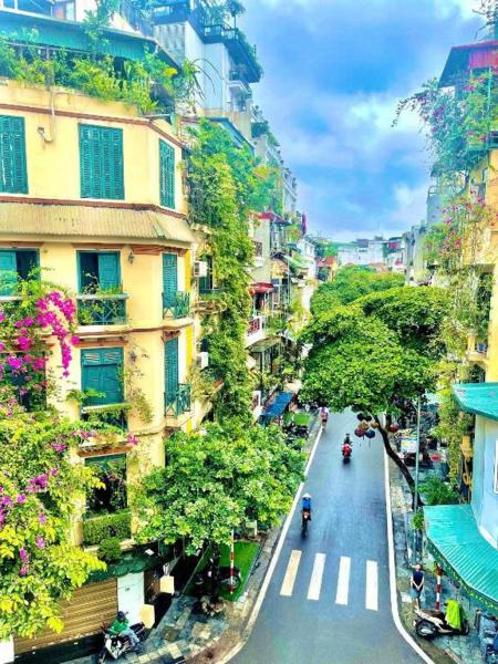 Viet Premium Hotel By Lake View Hospitality - Hanoi