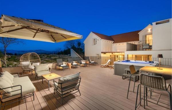 Cozy Home In Skrip With Wifi - Supetar