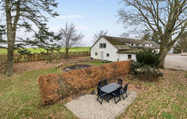 Stunning Home In Grenaa With Wifi - Danemark