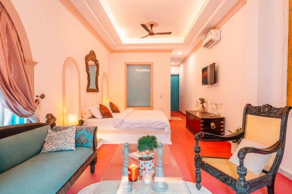 Bhagvatam By The Ganges - Rishikesh