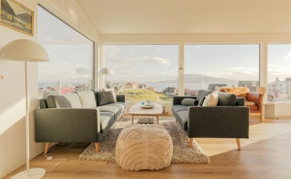 Cozy Retreat With Stunning Views In Tórshavn - Îles Féroé