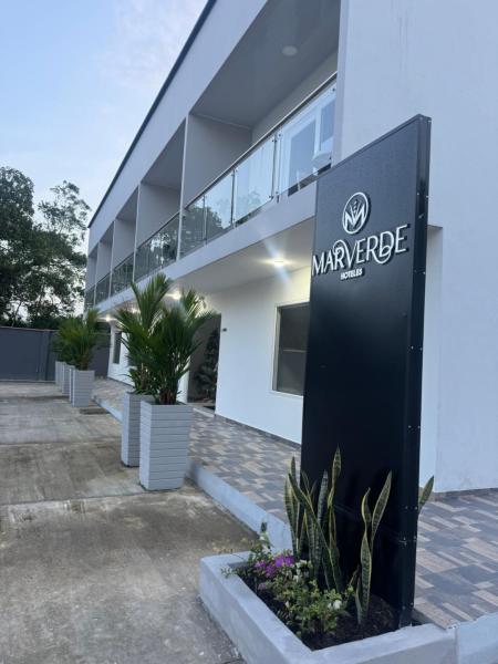 Hotel Mar Verde - Acacias