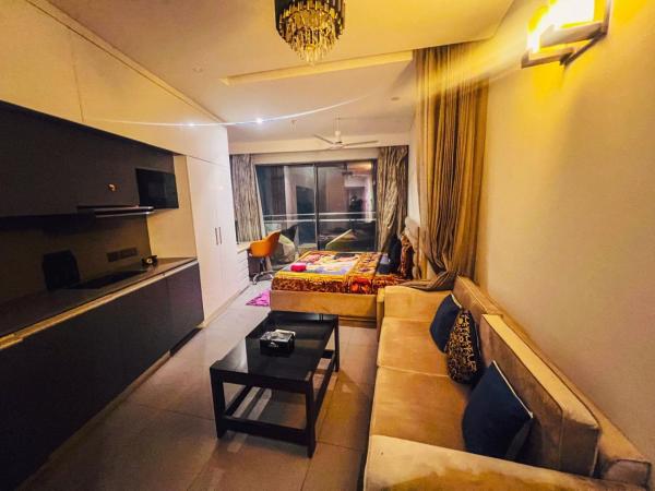 The Lockwoods Supernova Spira - Noida