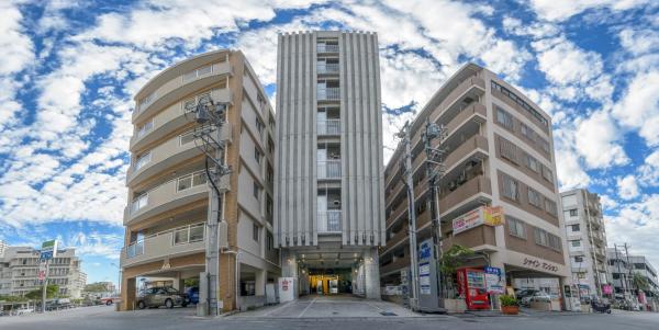 Hotel Stork - Okinawa