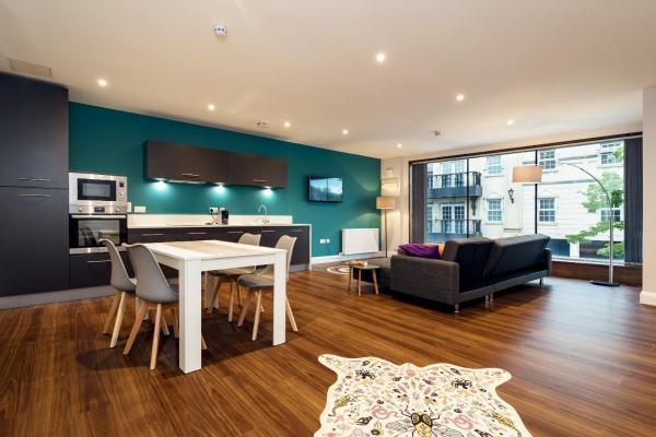 Godfrey Mews - Newry