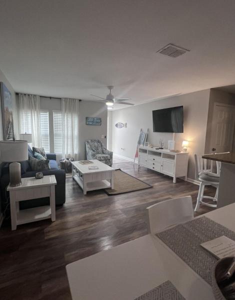 Bring All Your Friends To Pcb! - Panama City Beach, FL