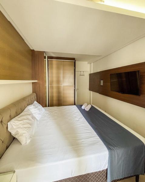 Cozy Apartment At Beira Mar Norte Av - Florianópolis