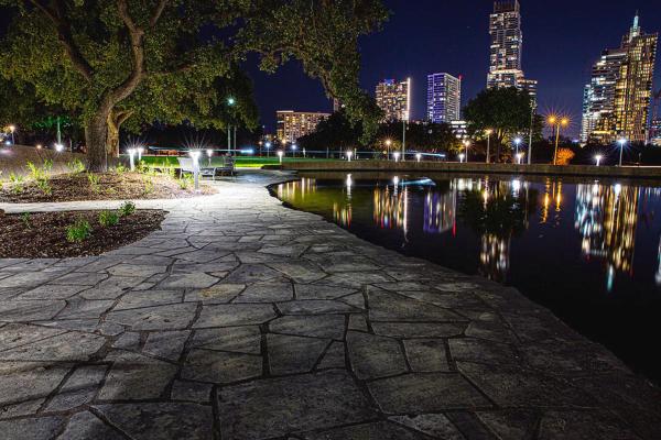 Amazing New Oasis ,Hot Tub,tvs In Rooms,downtown - Austin, TX