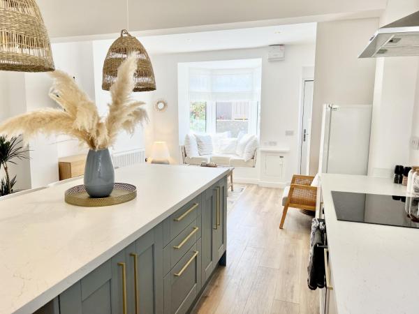 2 Edward Street - Llandudno