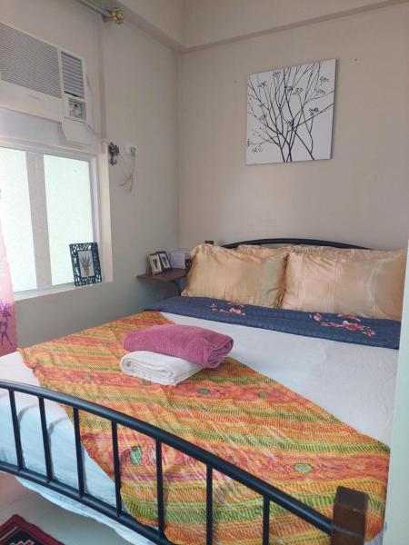 Message Me First Cp18g Starpad Comfortable Room Near Venice Grand Canal Mall - Makati